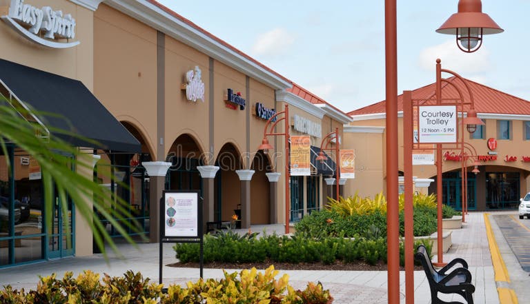 Outlet Mall Shops editorial photography. Image of editorial - 43430922