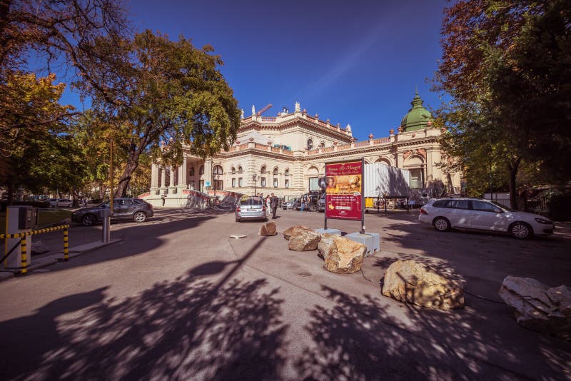 Outono Em Stadtpark - Parque Da Cidade - Viena Foto Editorial - Imagem ...