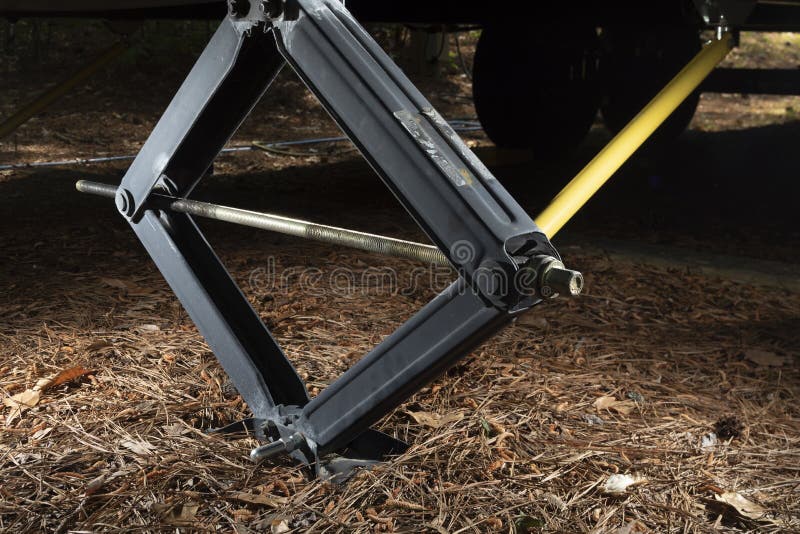 Outrigger Deployed on an RV Stock Image - Image of needles, camp: 258364657