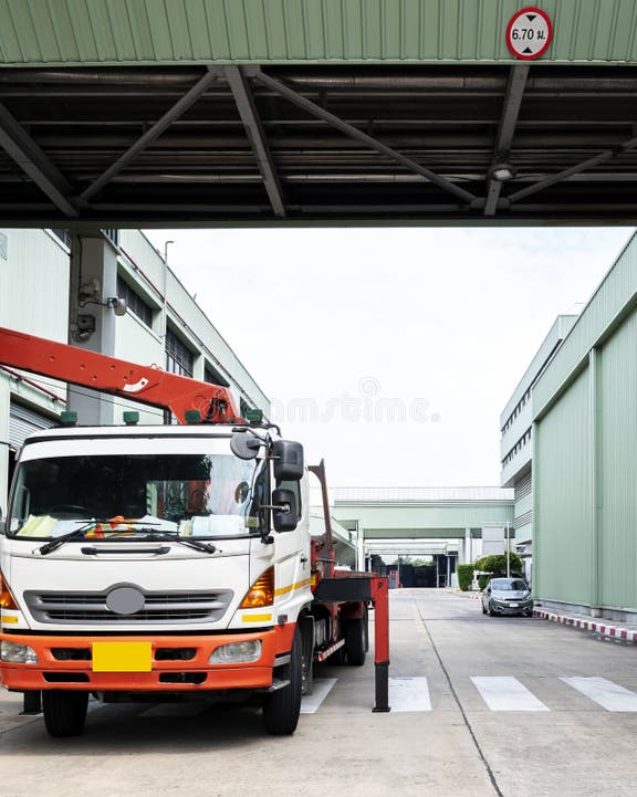 Outrigger Mobile Crane Supports for Crane Leg Stock Image - Image of ...