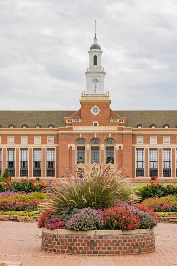 Overcast View of the Edmon Low Library of Oklahoma State University ...