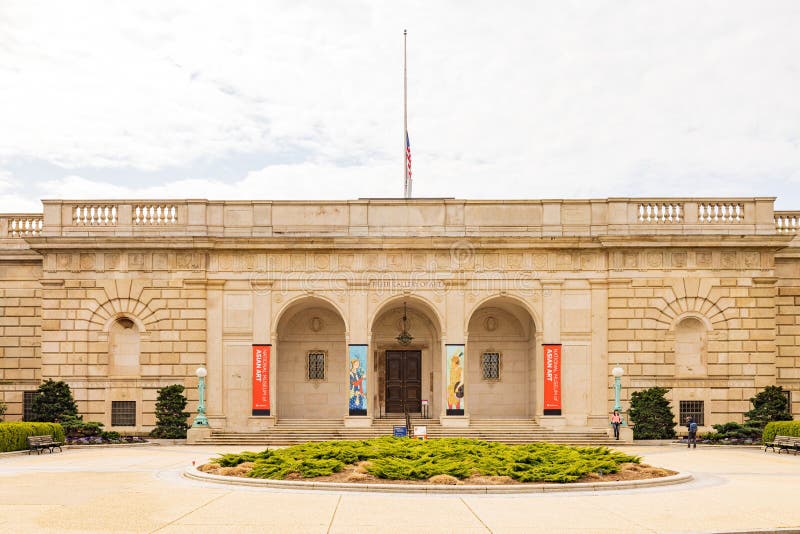 Overcast View of the Freer Gallery of Art Editorial Stock Photo - Image ...