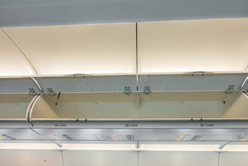 419 Airplane Overhead Compartment Photos - Free & Royalty-Free Stock ...