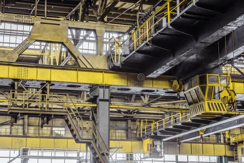 Overhead Cranes with a Crane Operator Cabin and Hooks in a Multi-span ...