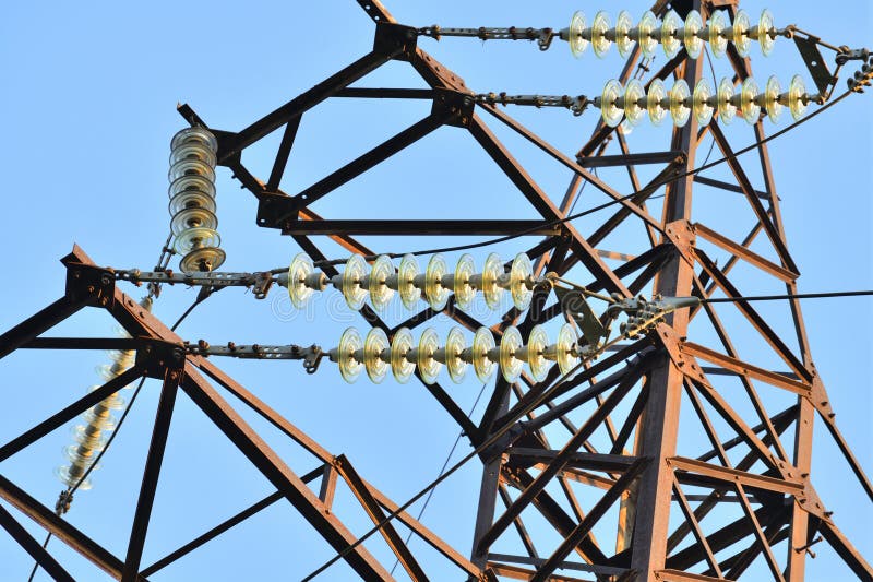 Overhead Power Transmission Towers with Ceramic and Glass Line ...