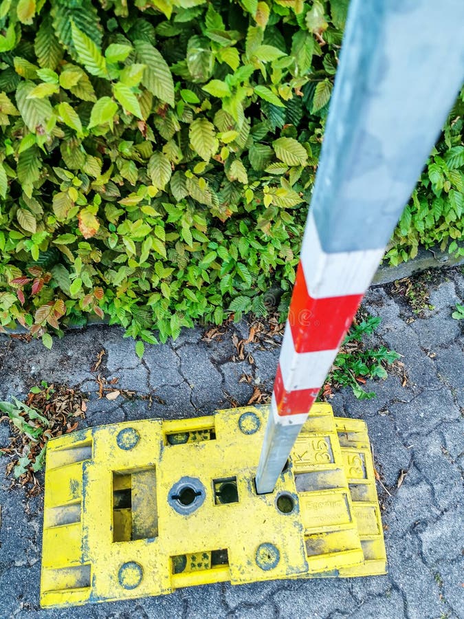 Yellow parking lot lines stock image. Image of place - 15740615