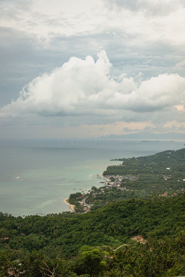 Overlap Stone Top View of Samui Island Stock Photo - Image of tower ...