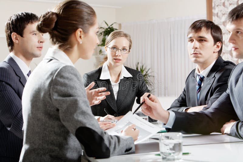 Overleg stock afbeelding. Image of vennootschap, vennoten - 21768107