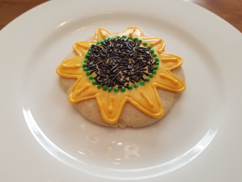 Sunflower Sugar Cookie stock photo. Image of sweet, cookie - 155529698