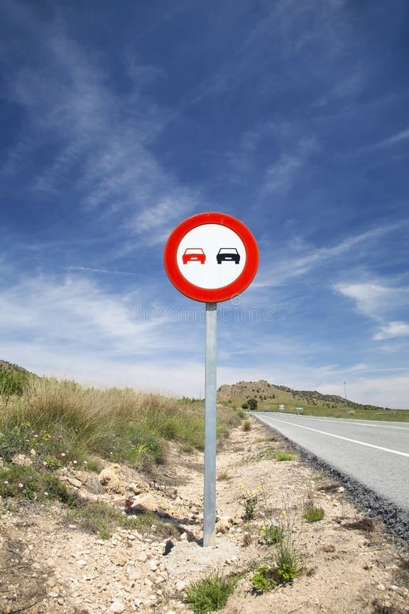 Overtake sign stock image. Image of move, arrow, pillar - 5147983