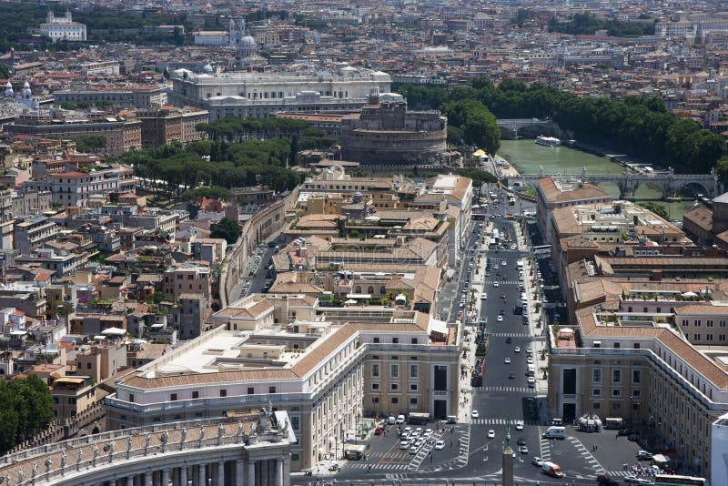 Overview of Rome editorial photo. Image of rome, center - 73694716