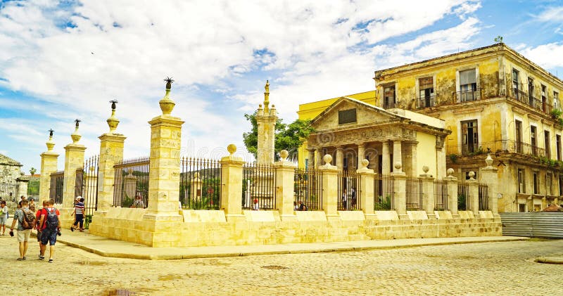 Overview of a Square in the Havana in the Republic of Cuba Editorial ...
