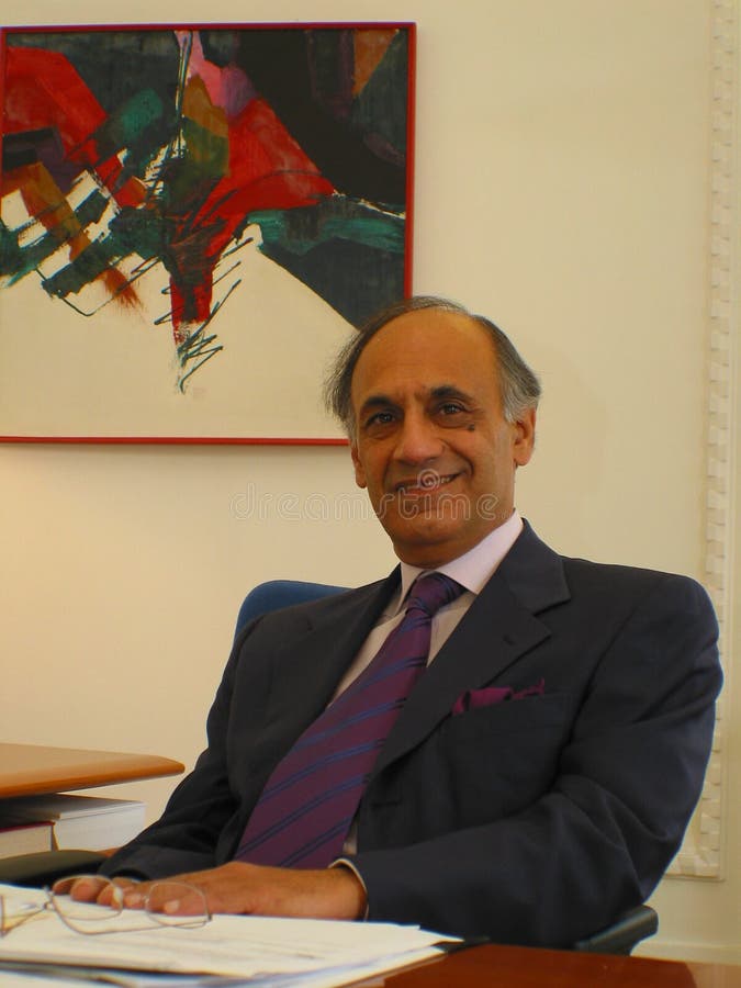 Owaise Saadat editorial stock photo. Image of money, world - 26715628