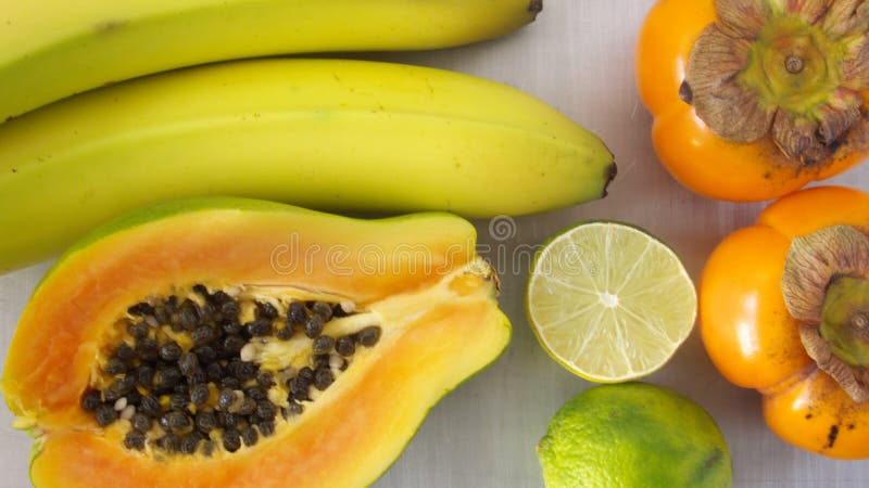 Tropikalne owoc zdjęcie stock. Obraz złożonej z kaktus - 26381032