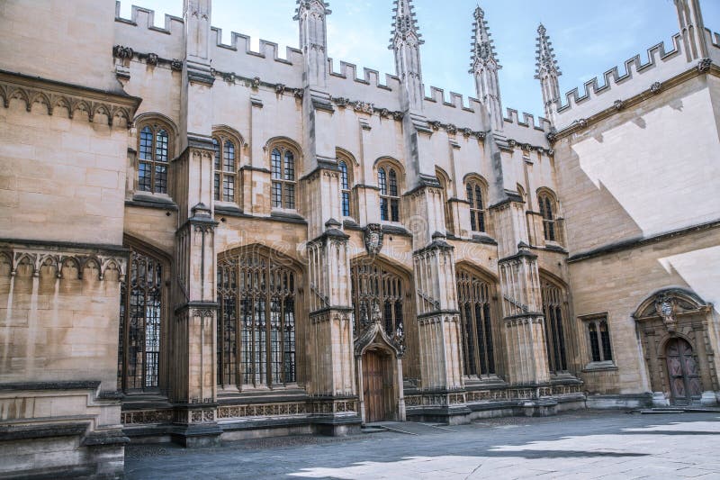 Divinity School, Oxford, England Editorial Stock Image - Image of room ...