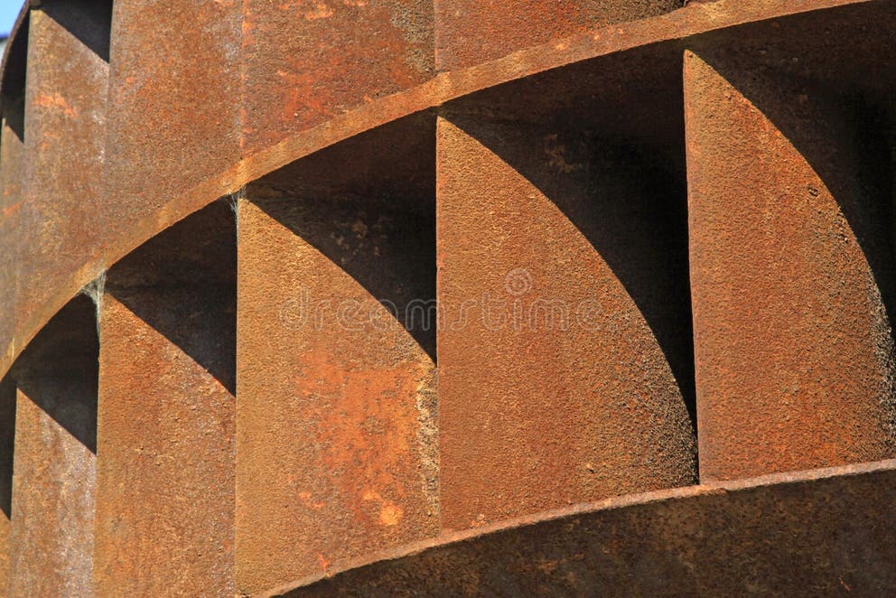 Oxidation rust metal parts imagen de archivo. Imagen de moho - 216387569