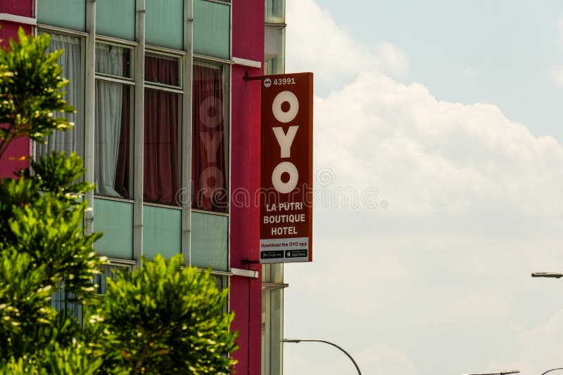 Oyo Hotel editorial photo. Image of vacation, banner - 189599631