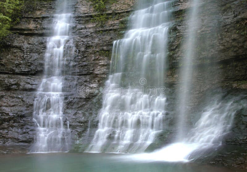 Ozark waterfall stock image. Image of scenic, arkansas - 21747829