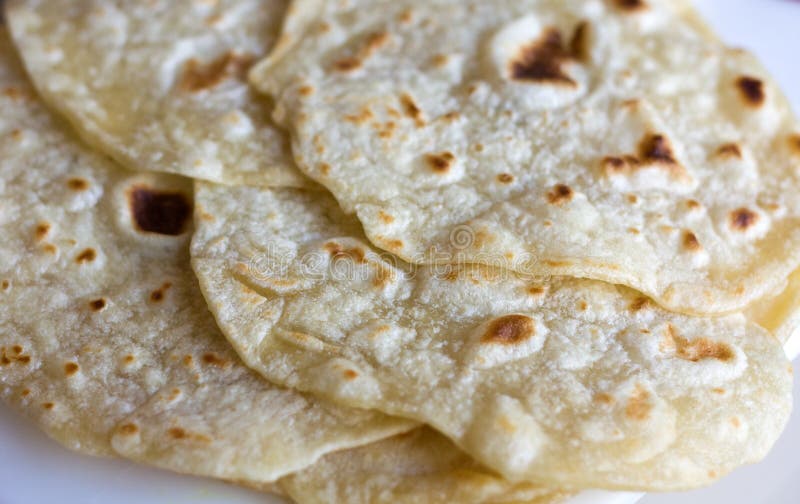 Pão de Roti imagem de stock. Imagem de cozinhar, marrom - 18986235