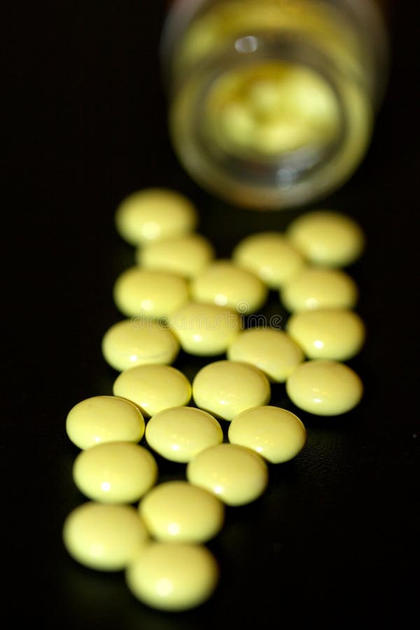 Píldoras imagen de archivo. Imagen de médico, droga, extracto - 12258925