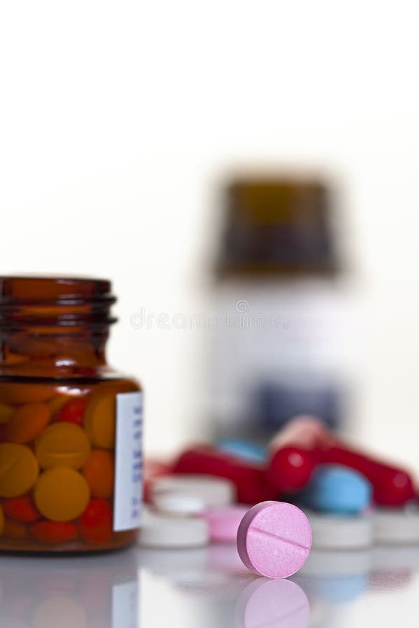 Píldoras imagen de archivo. Imagen de analgésico, envase - 1845029