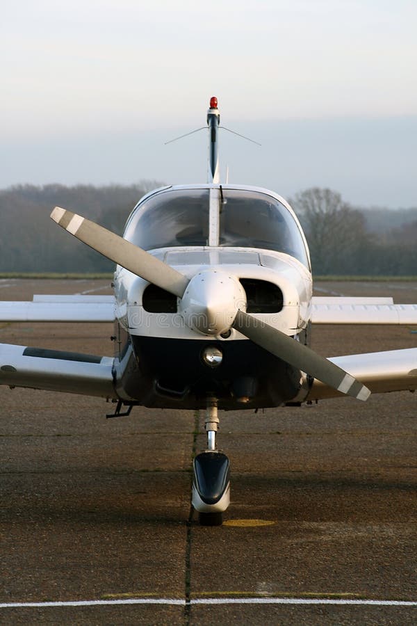 Piper PA28 stock photo. Image of airfield, propeller, chassis - 196696