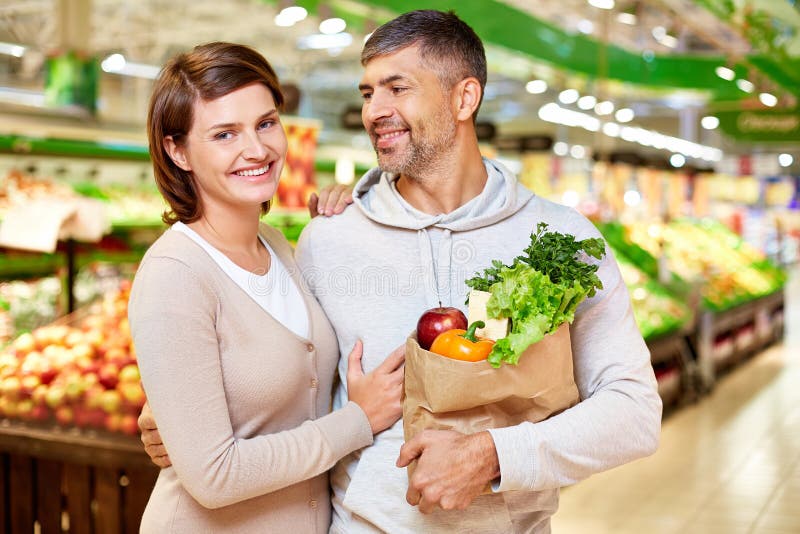 Gelukkige consumenten stock foto. Image of consumentisme - 34220004