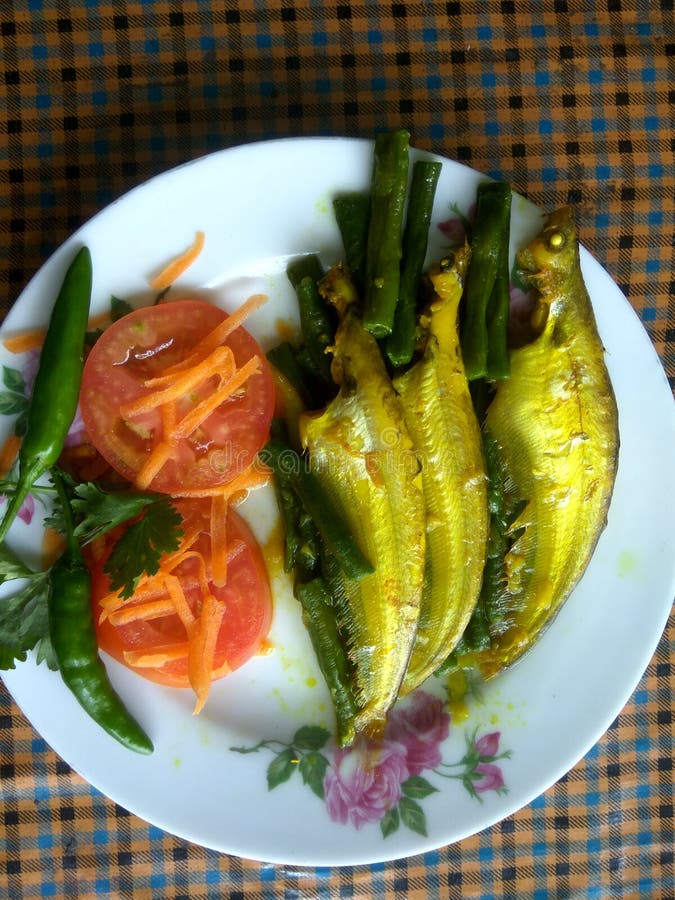 Pabda Fish Curry in Fry-pen. Isolated on Wooden Board Stock Photo ...