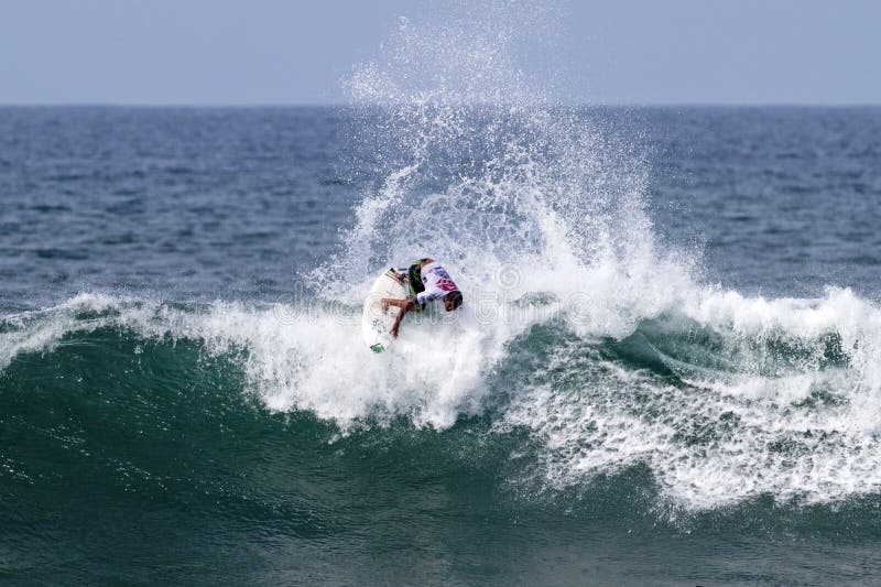 Pablo Paulino Surfing in the Triple Crown Hawaii Editorial Stock Image ...