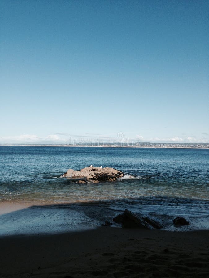 Pacific Ocean in Central California Stock Image - Image of coastline ...