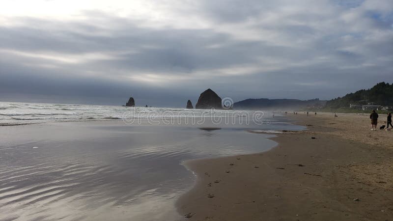 Pacific Ocean at Haystack Rock Oregon Coast Stock Photo - Image of ...