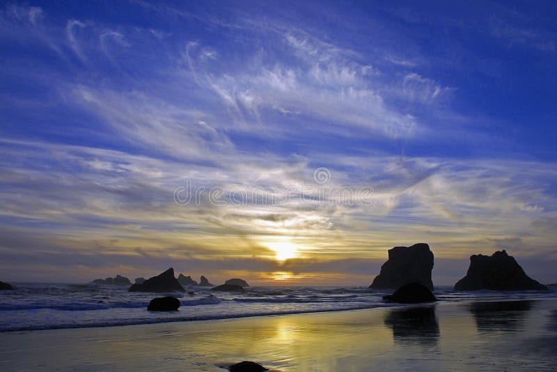 Pacific Sunset stock image. Image of sunsets, beaches - 10305141