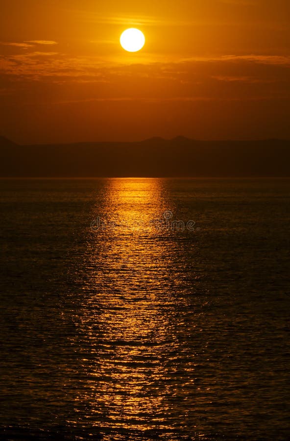 Pacific sunset stock image. Image of ocean, evening, vacation - 56069751