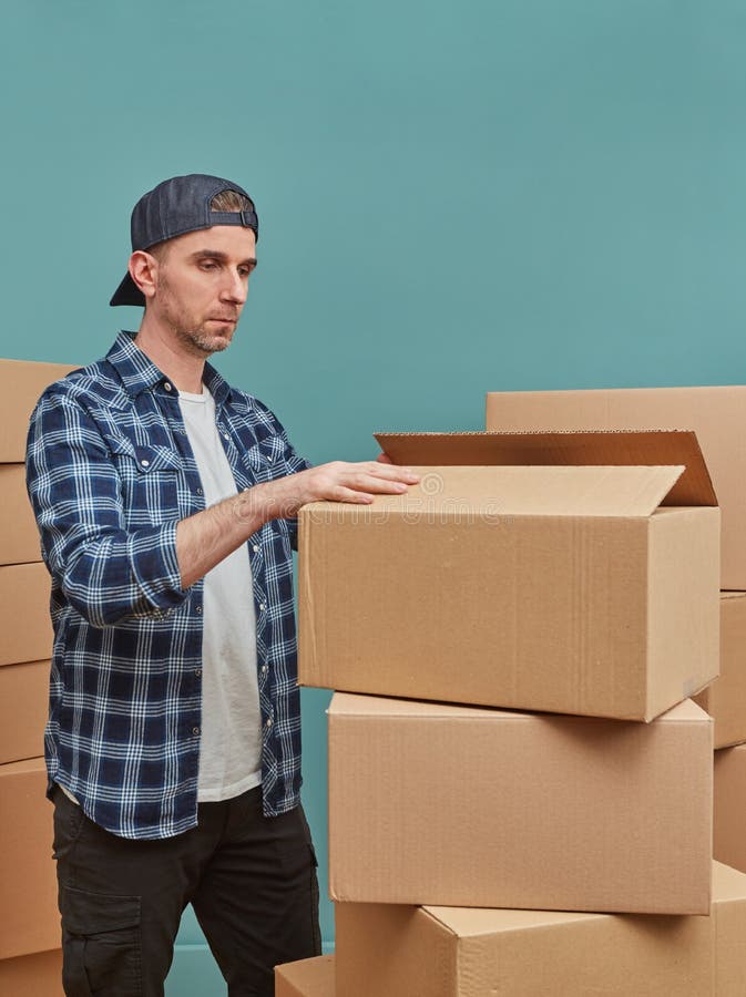 Packing boxes for delivery stock image. Image of carrying - 213008551