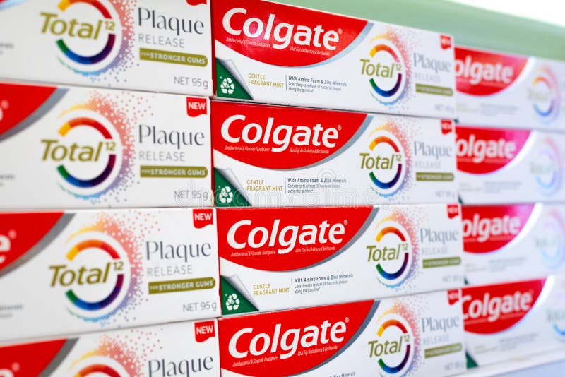 Colgate Total Toothpaste on a Shelf Editorial Image - Image of zinc ...
