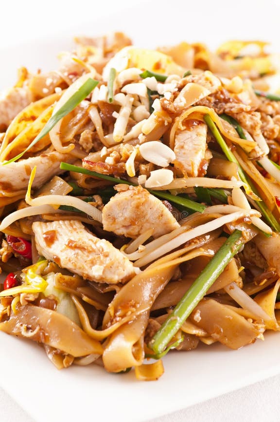 Pad thai stock image. Image of closeup, leek, decorate - 24056291