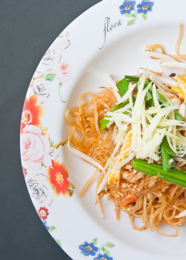 Pad thai stock image. Image of thai, plate, vegetables - 24146825