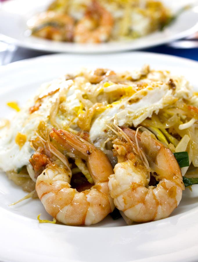 Pad thai stock photo. Image of noodle, yummy, vegetable - 37481432