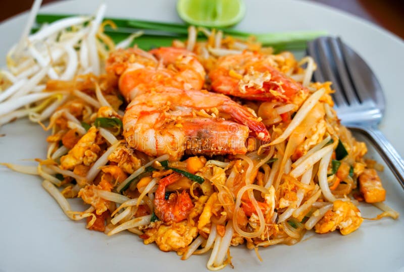 Pad Thai Goong Sod on a White Plate Stock Image - Image of lunch, asia ...