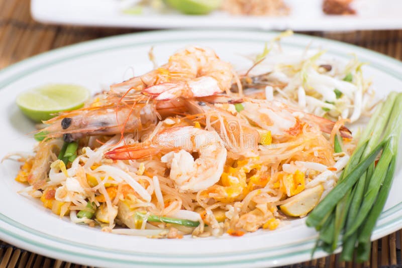 Pad Thai stock image. Image of lime, garlic, gourmet - 75485019