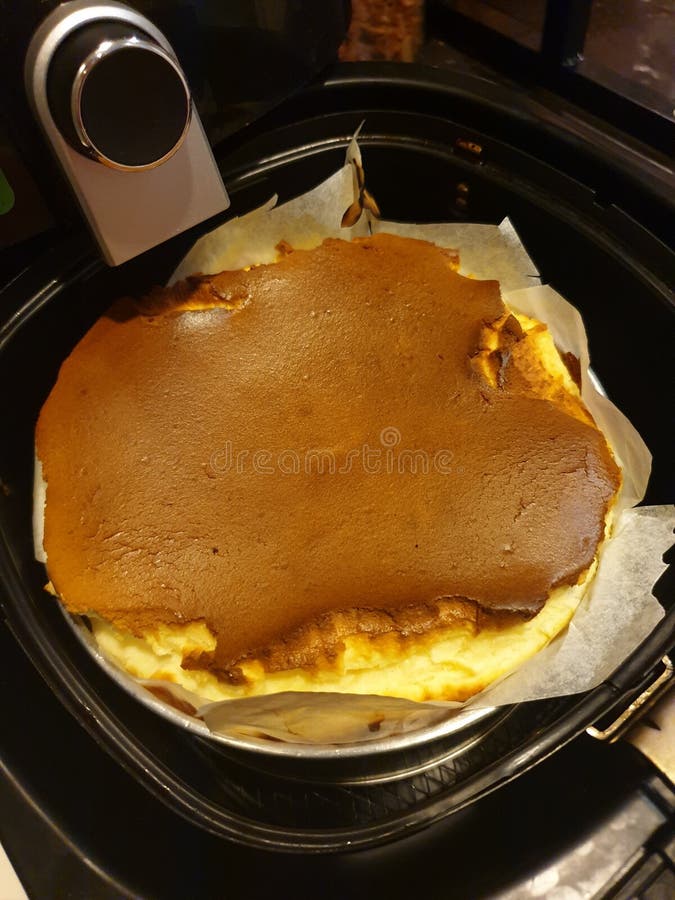 Padaria De Cozinha Basque Queimou Cheesecakecake Foto de Stock - Imagem ...
