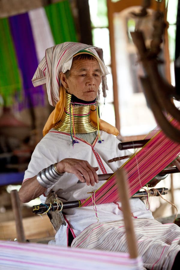 Padaung Tribe woman editorial image. Image of karen, adornment - 18425075