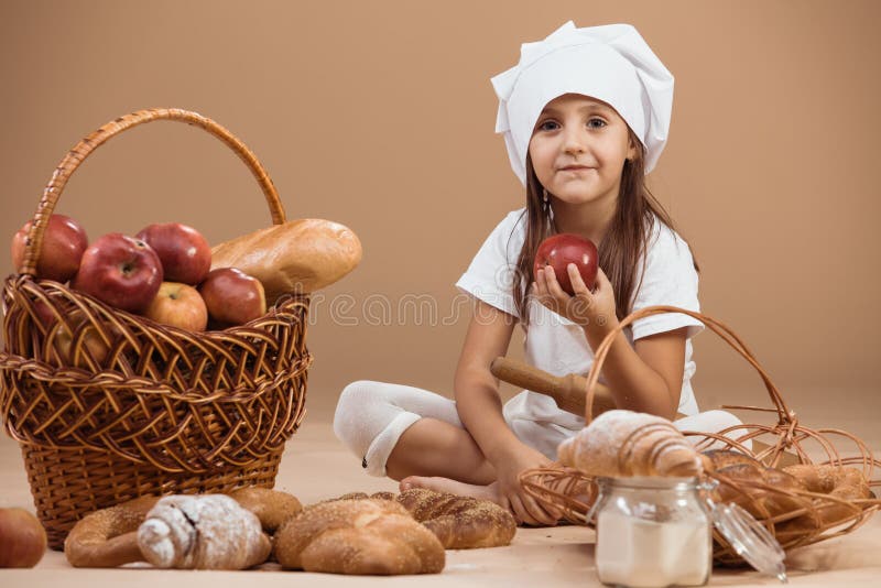 Padeiro bonito pequeno imagem de stock. Imagem de rolo - 19989765