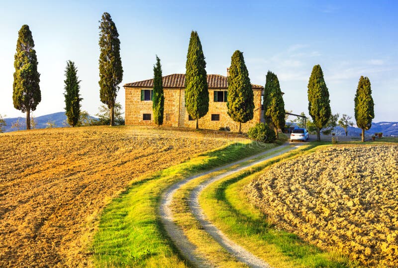 Paesaggio Della Toscana L'Italia Fotografia Stock - Immagine di bello ...