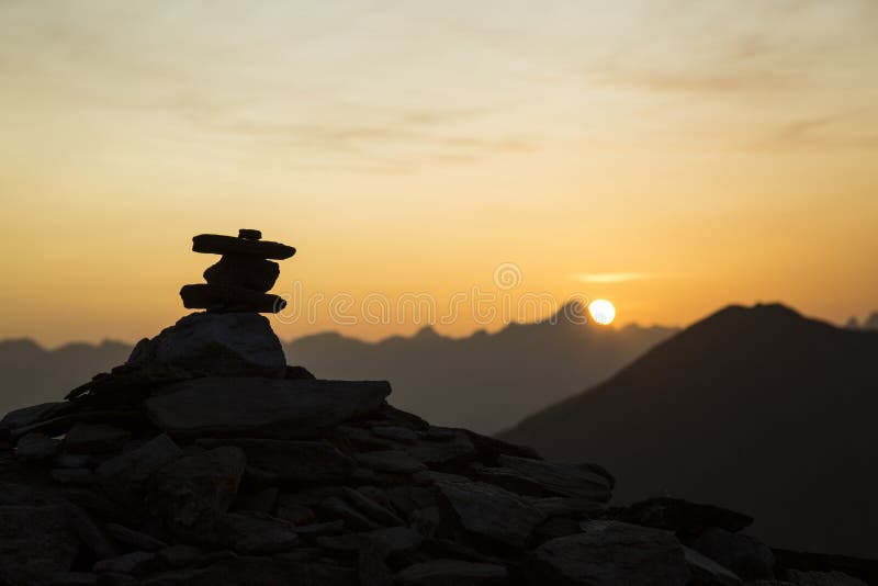 Paesaggio Di Meditazione Di Zen Ambiente Calmo E Spirituale Della ...