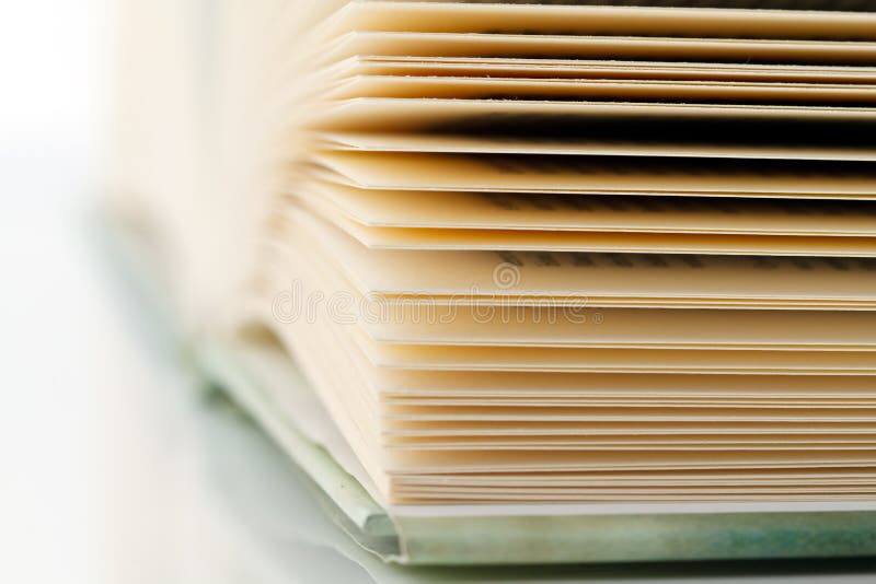 Open Book Blanc Pages Stock Photos - Free & Royalty-Free Stock Photos ...