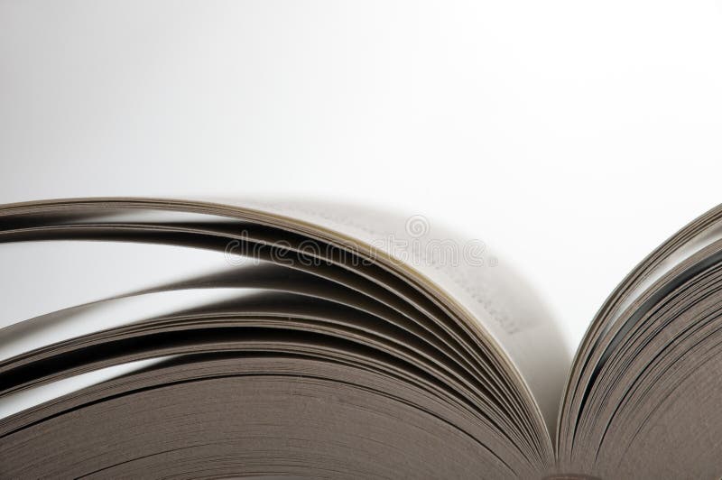 Pagine del libro aperto immagine stock. Immagine di nero - 22344059