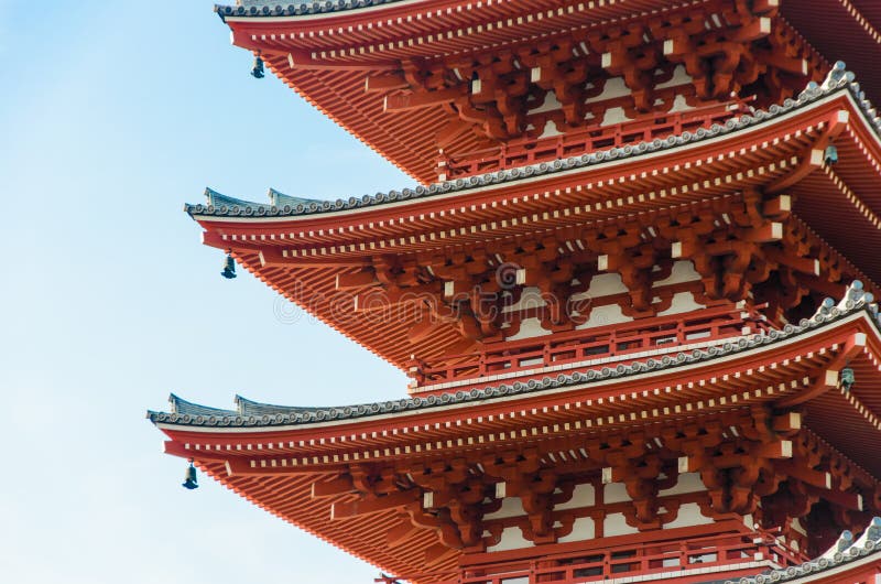 Pagoda Rouge Au Temple De Sensoji Image stock - Image du célèbre ...