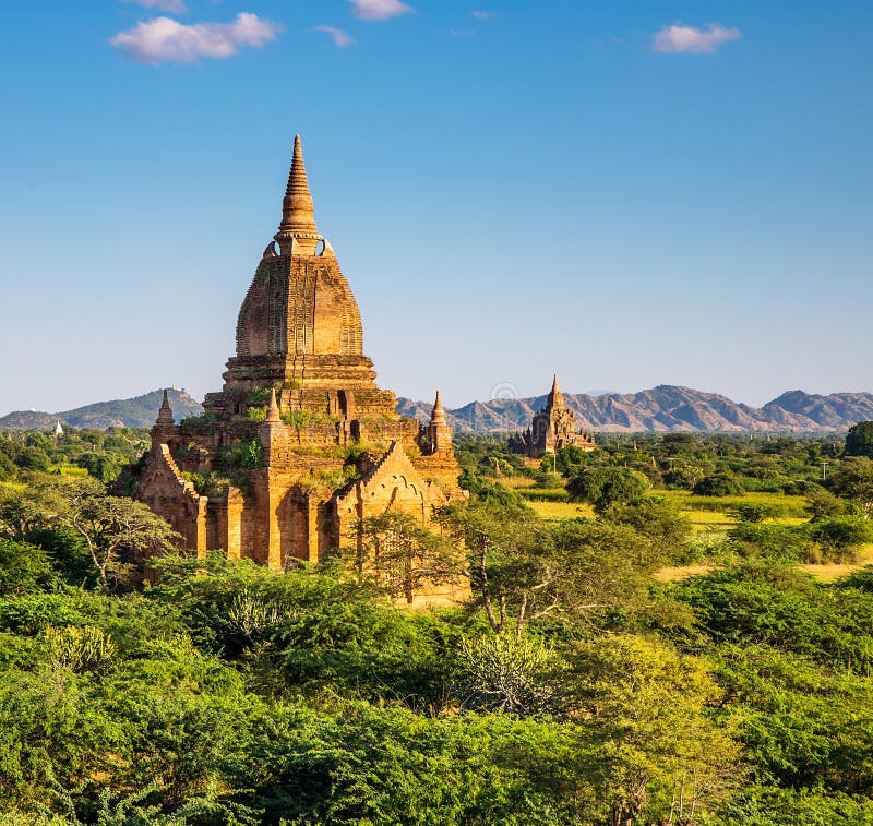 Pagodes antigos imagem de stock. Imagem de curso, velho - 38441587