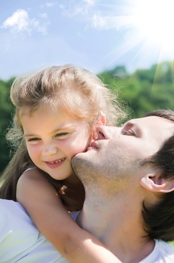 Pai e filha foto de stock. Imagem de jogar, junto, paternidade - 18051046